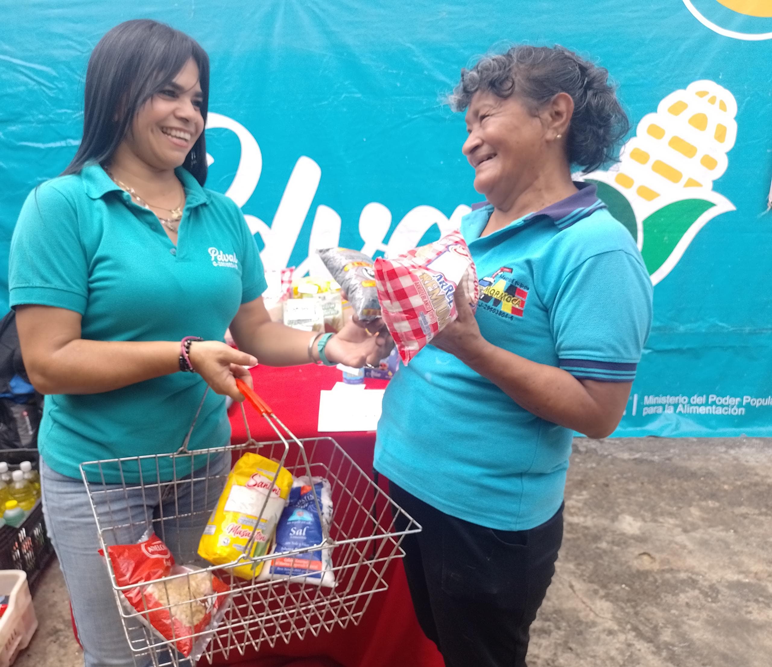 PDVAL .- Productora y Distribuidora Venezolana de Alimentos S.A.