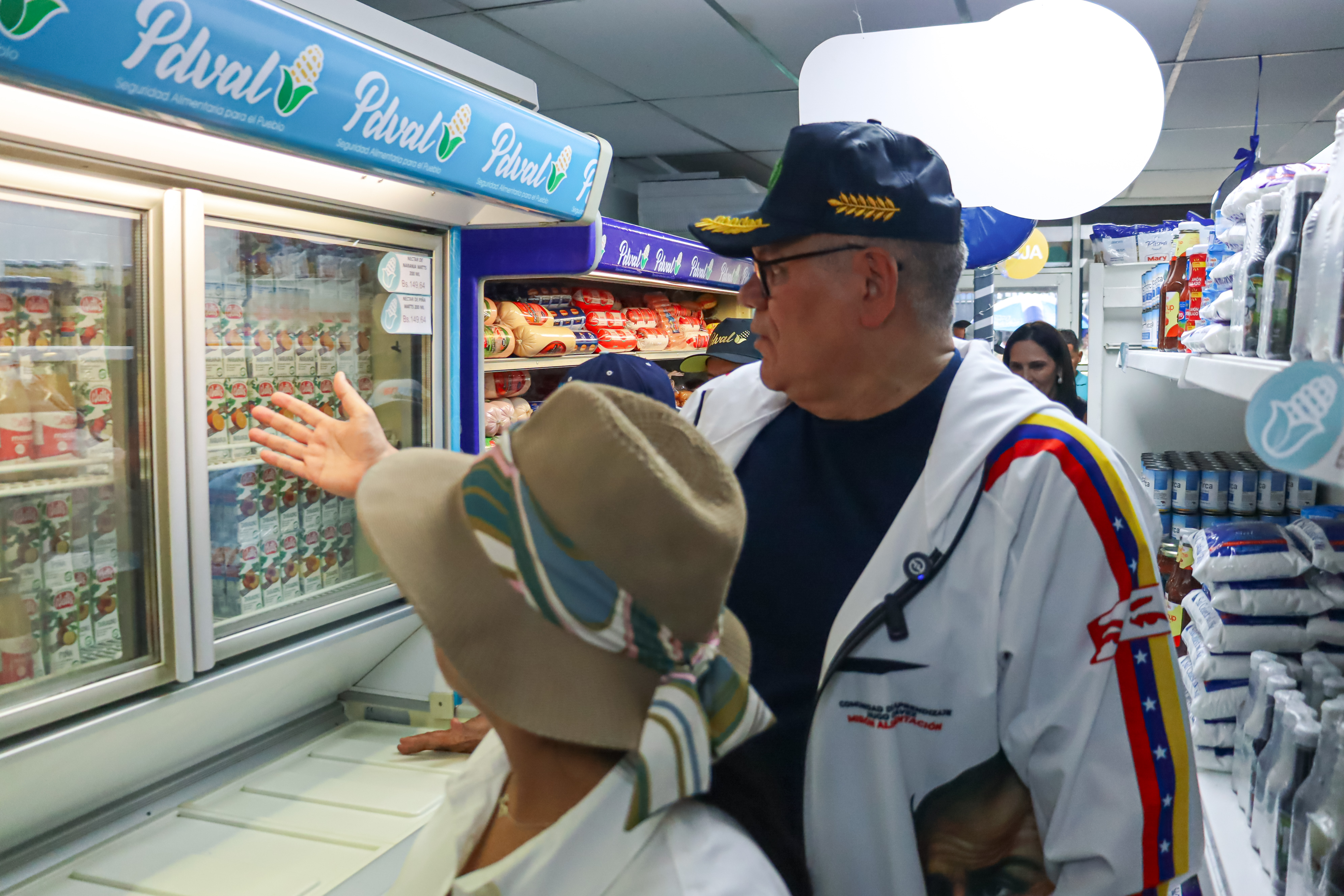 PDVAL .- Productora y Distribuidora Venezolana de Alimentos S.A.