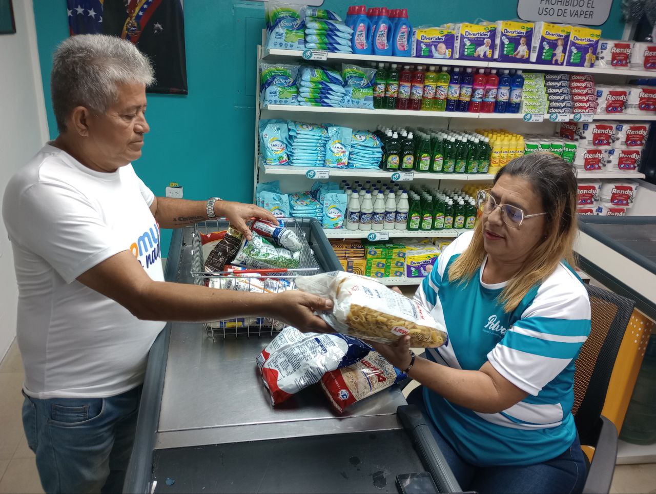 PDVAL .- Productora y Distribuidora Venezolana de Alimentos S.A.