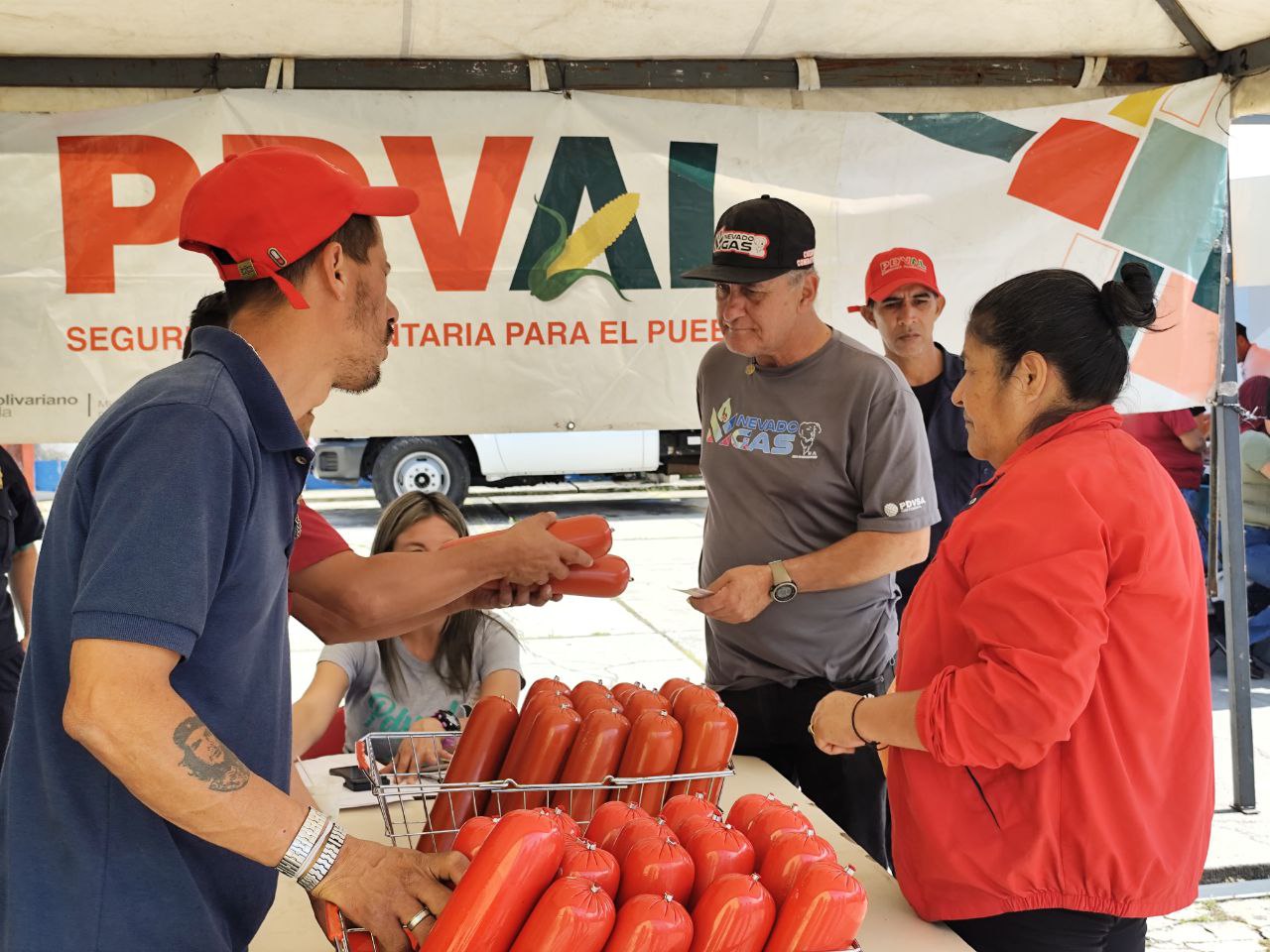 PDVAL .- Productora y Distribuidora Venezolana de Alimentos S.A.